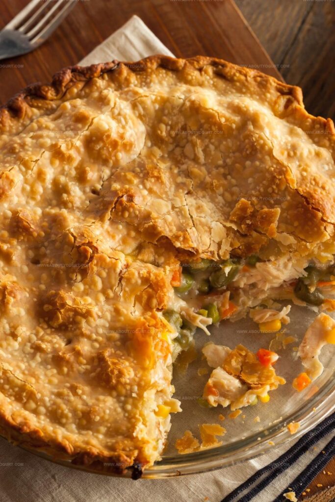 Perfect Leftover Turkey Pie Recipe for Family Dinners - About Yogurt